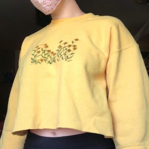 mansha’s | Sweaters | Cropped Vintage Flower Sweater Yellow | Poshmark